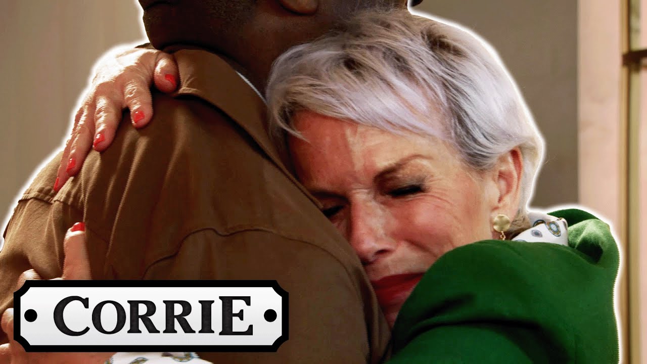 Ronnie Pleads With Debbie To Take A Chance On Him | Coronation Street